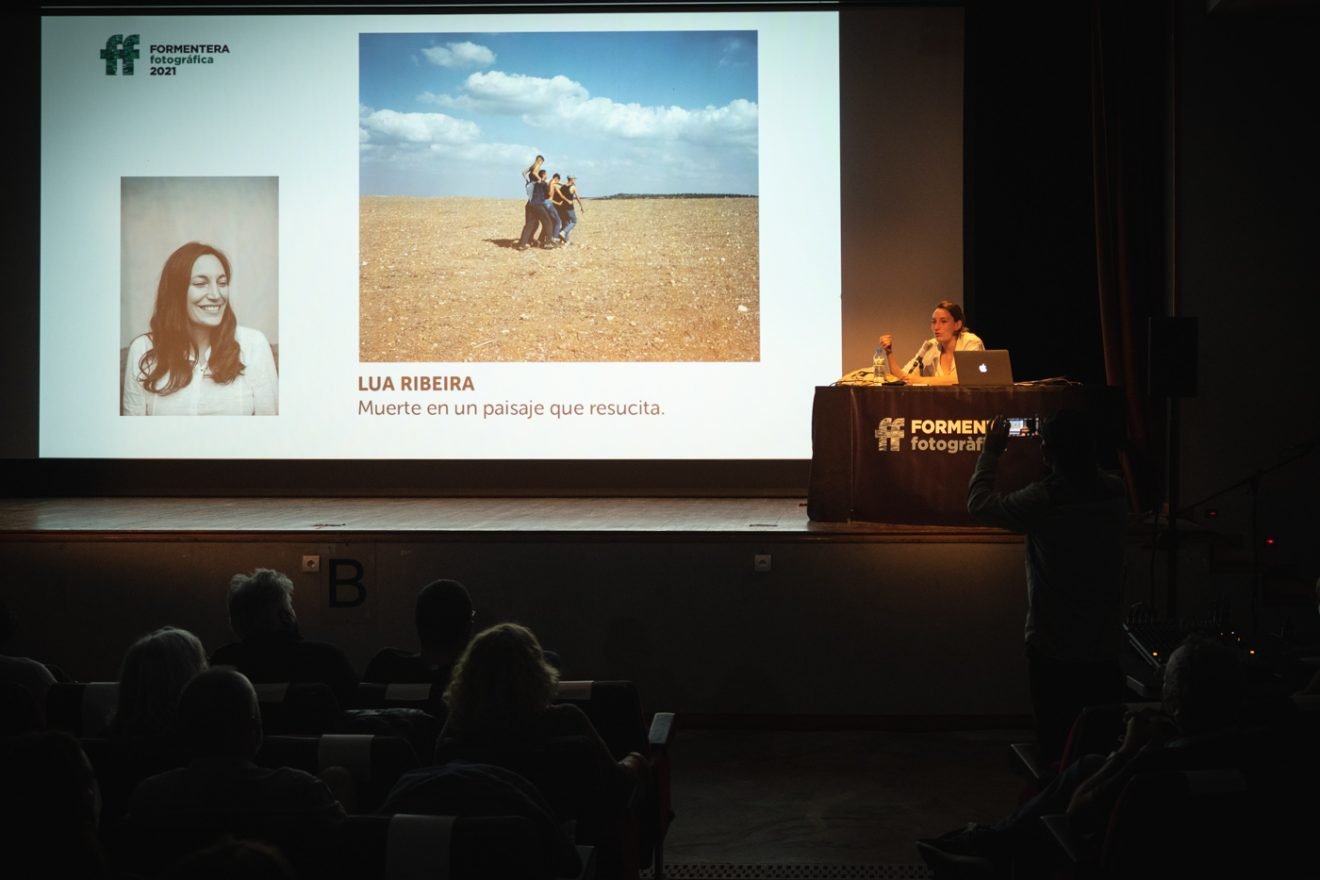 “Toda la fotografía es documental”. Entrevista a Lua Ribeira, la última ...