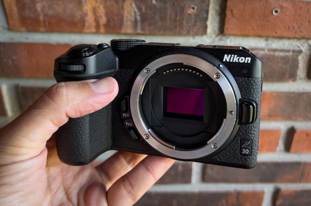 Nikon Z30: lo mejor y lo peor de la sin espejo más sencilla de la marca ...