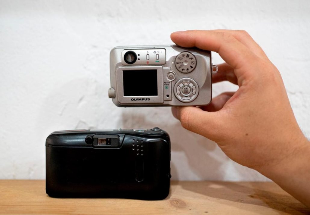 La moda de las cámaras retro-digitales: ¿por qué triunfan ahora los ...