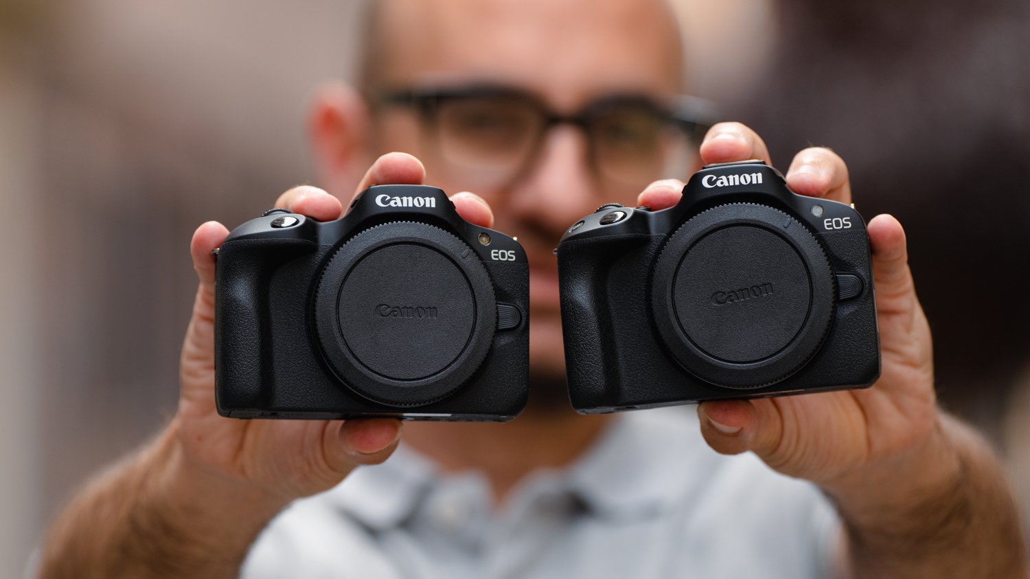 Canon EOS R50: ¿merece la pena pagar un poco más frente a la R100 ...