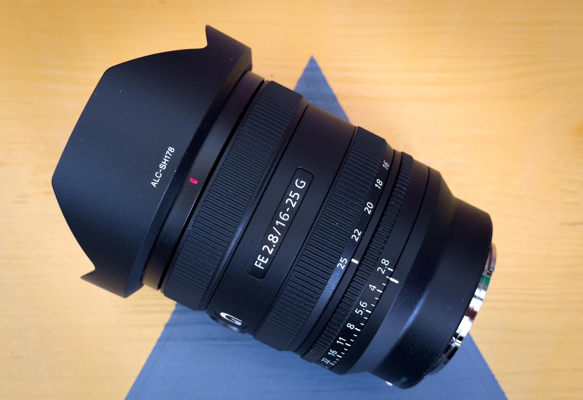 El Sony 16-25 mm f2.8 llega con un diseño compacto y un precio de 1400 ...